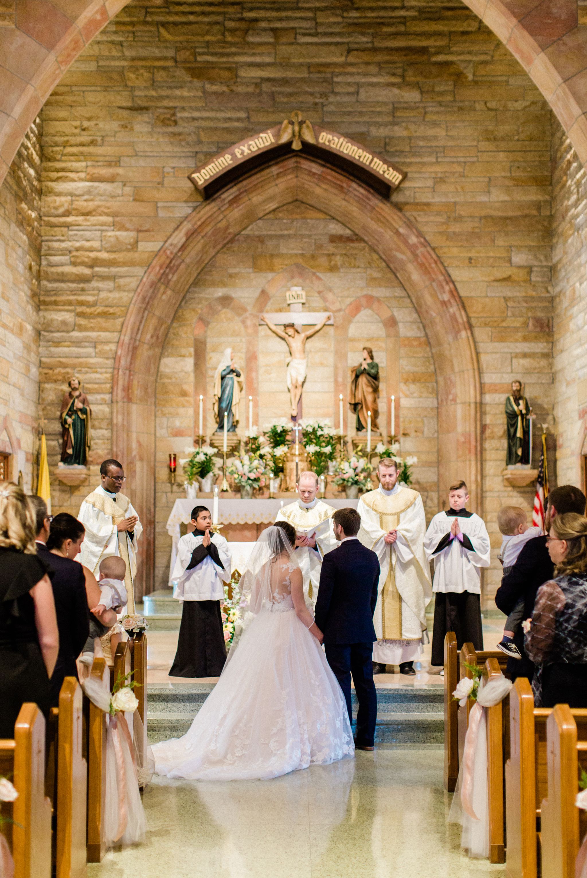 Andrew + Kelsey | Haubstadt, Indiana Wedding » Sharin Shank Photography