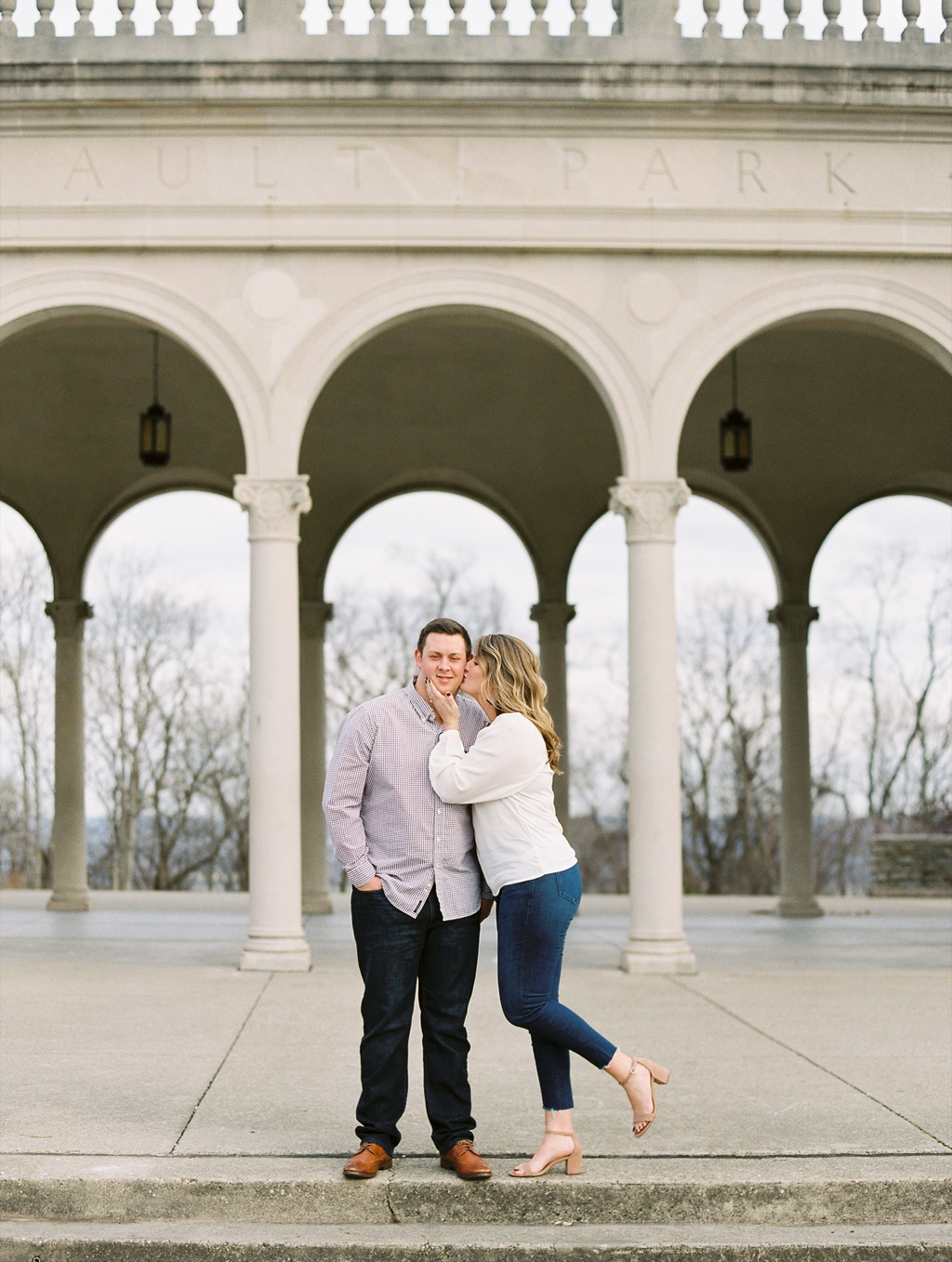 Drew-and-Rachel-Cincinnati-Ault-Park-Engagement-Session-1 » Sharin ...